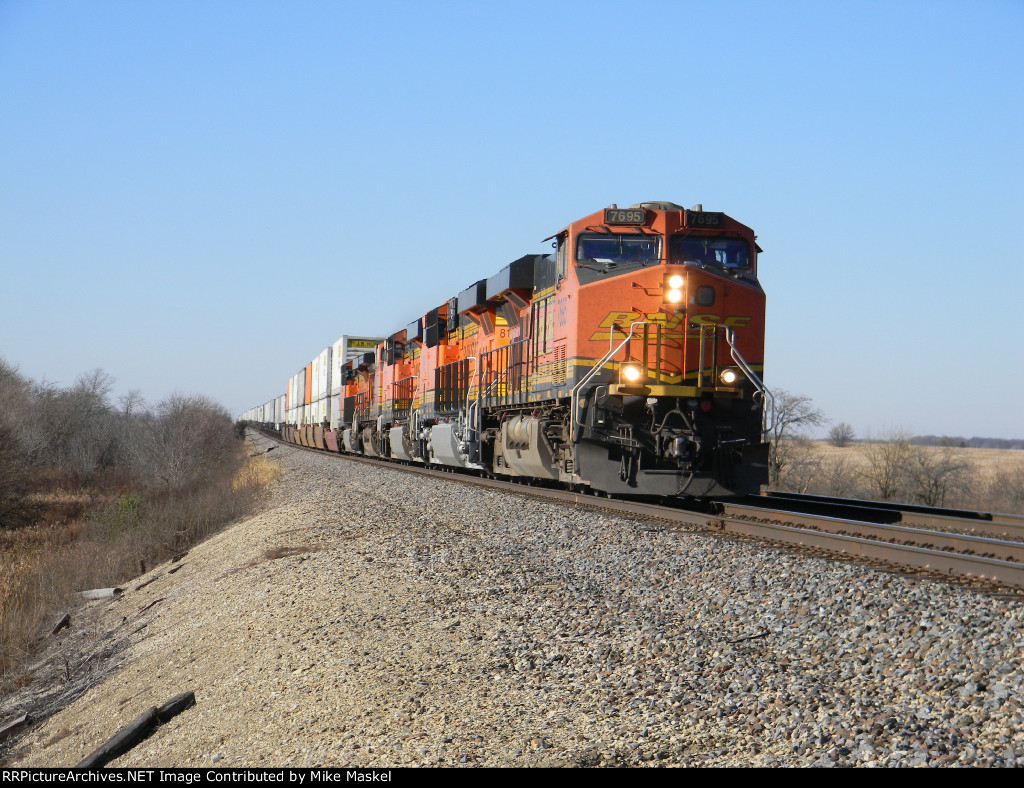 BNSF 7695